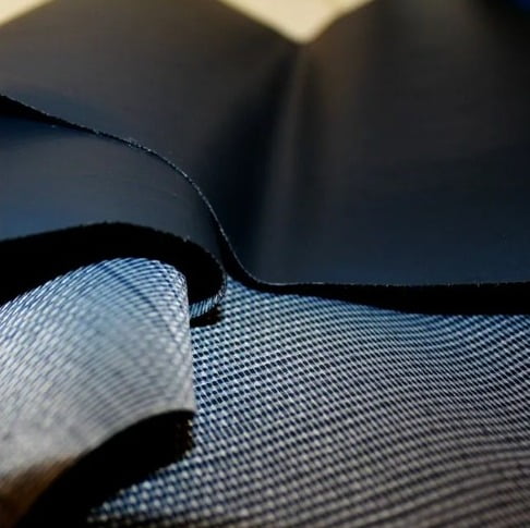 BAGUN PRETO TECIDO IMPERMEÁVEL 70% PVC E 30% SUBSTRATO 0,30 MM COM 1,40 ...