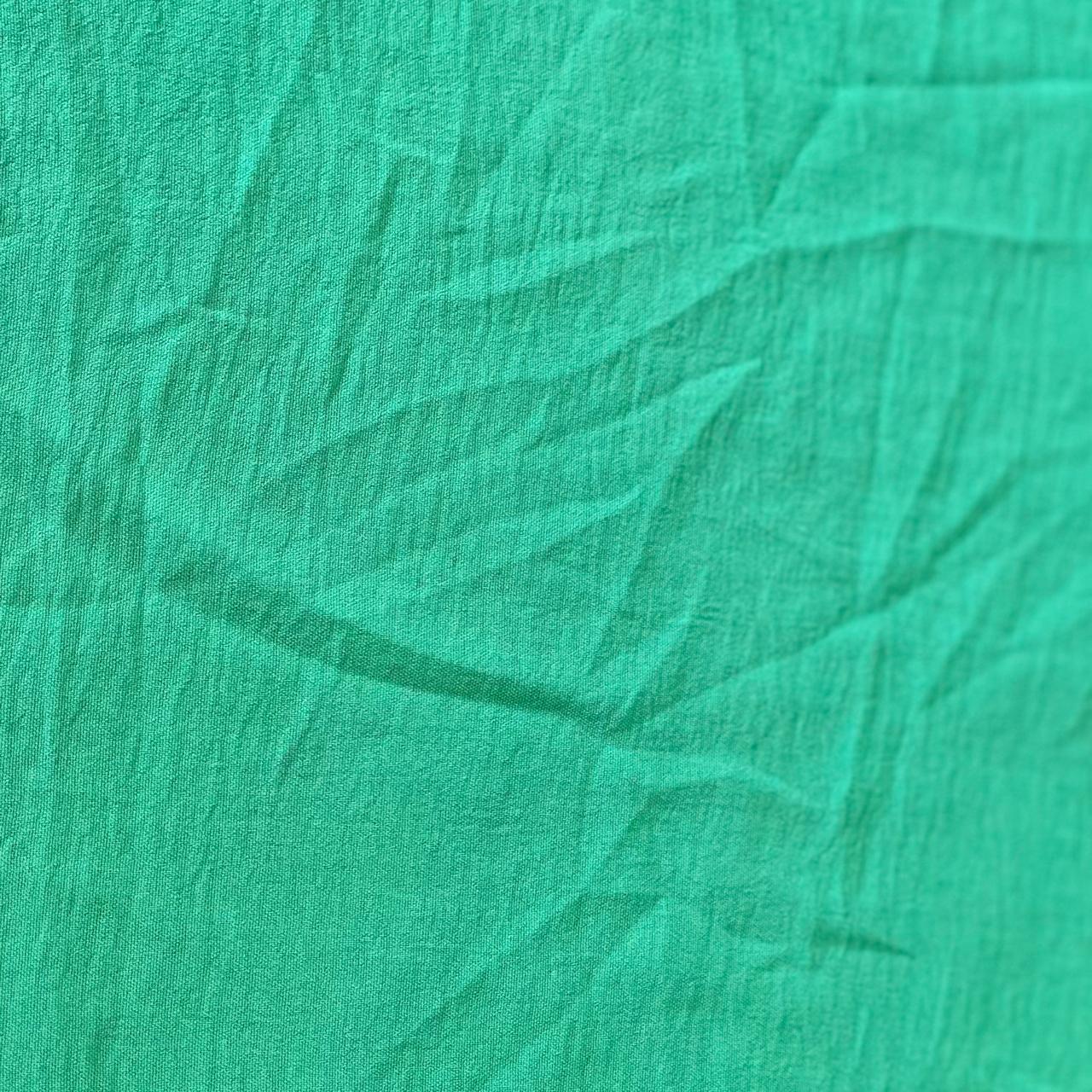 CREPE DUNA COR POISON GREEN 100% POLIÉSTER COM 1,47 LG - SAGROL TECIDOS